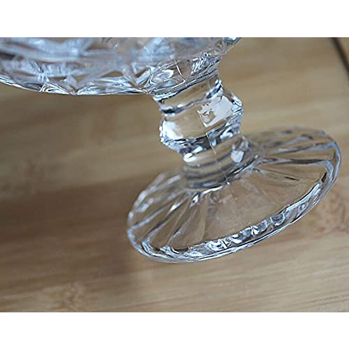 Lawei Set of 6 Glass Dessert Bowls, 10 Oz Footed Ice Cream Sundae Cups, Vintage Embossed Thick Dessert Dishes, Clear Crystal Glass Serving Bowls for Parfait, Dessert, Snack, Cocktail, Cereal, Fruit