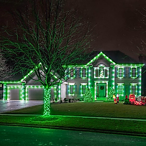 JMEXSUSS 600 LED Green Lights for St Patrick's Day, 207 ft Green Solar String Lights, 8 Modes Solar Christmas Lights Outdoor Waterproof for Christmas Tree St Patricks Decorations