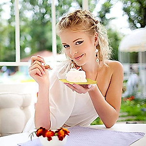 200 Pcs Mini Rectangular Cardboard, Mousse Cupcake Base, Cake Dessert Paper Board, Dissert Plates Circle Patries Cardboard Base Decorating Display for Party Wedding Catering Restaurant (Gold)