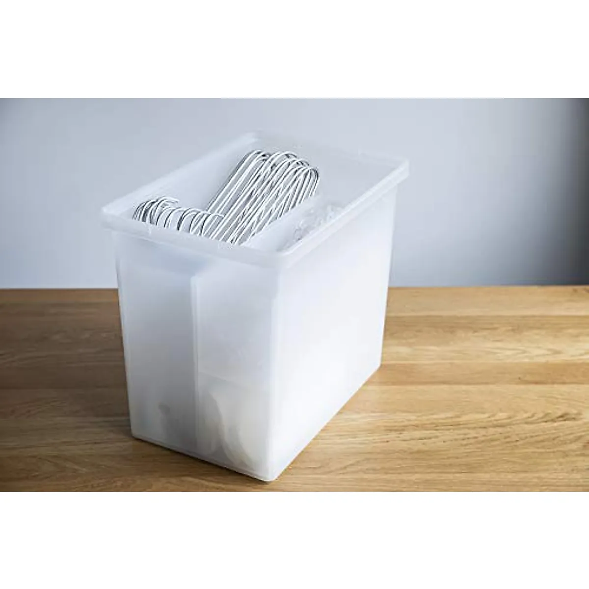 無印良品 MUJI 82219418 Polypropylene Storage Box, Medium, Width 14.6 x Depth 9.8 x Height 6.3 inches (37 x 25 x 16 cm), Translucent