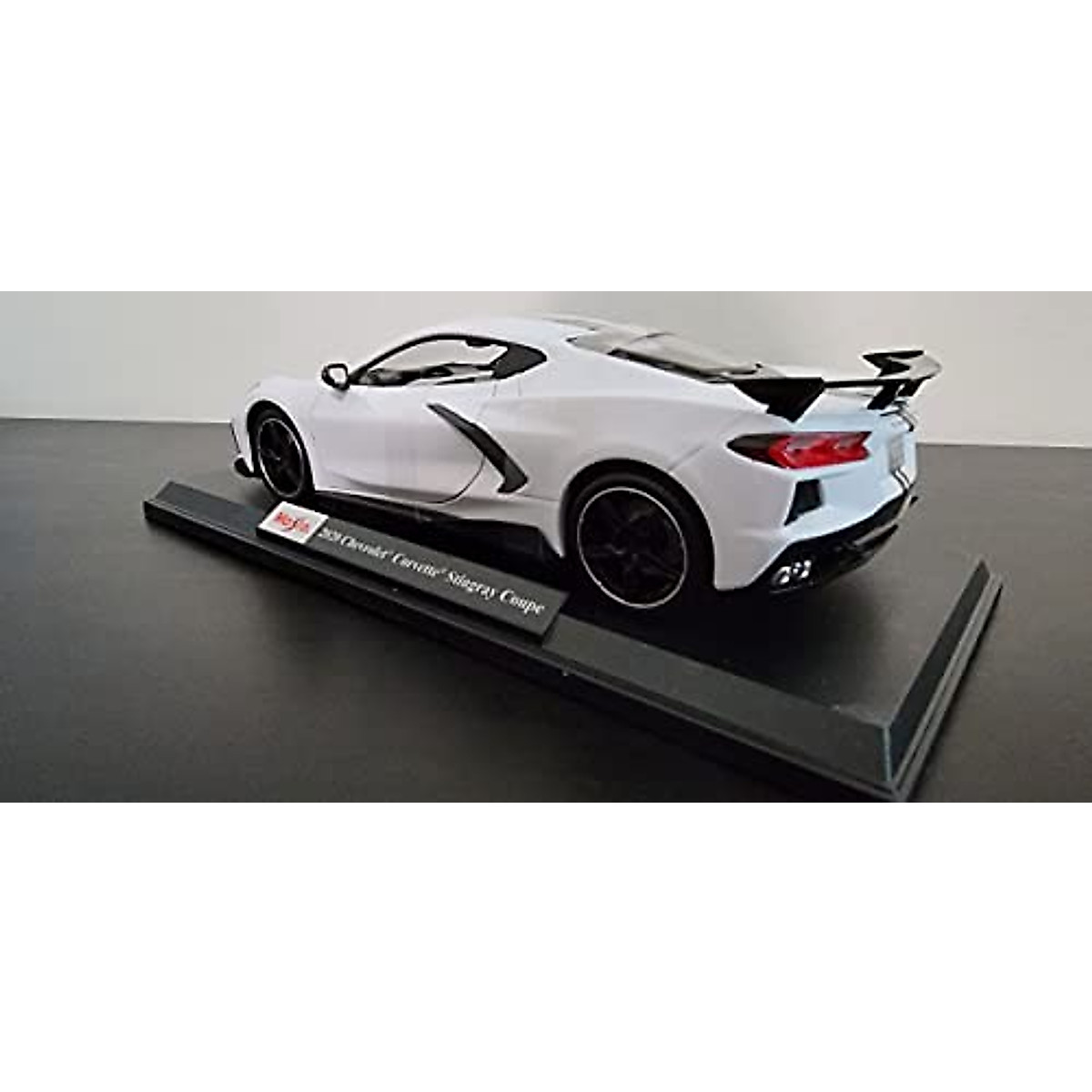 Maisto Diecast Cars 2020 Chevy Corvette Stingray C8 Coupe with High Wing White with Black Stripes 118 Diecast Model Car by 31455