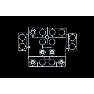 Italeri 3925 1: 24 - Freightliner FLD 120 Special