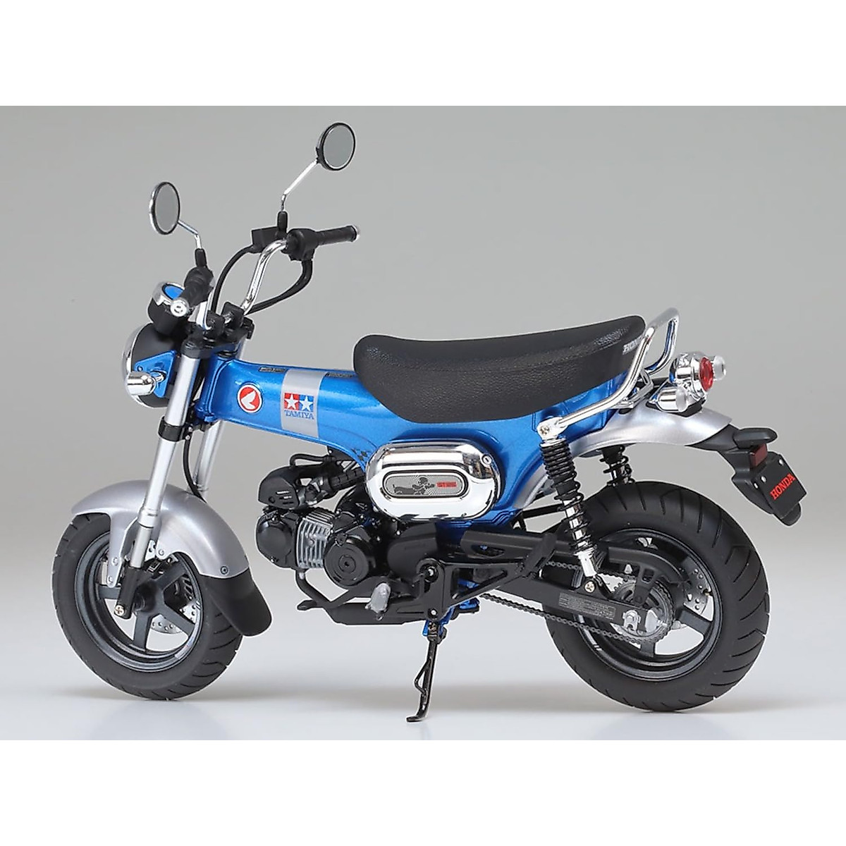 Tamiya 14142 1:12 Honda DAX 125 Edition - Faithful Replica, Plastic Kit, Crafts, Model Kit, Assembly, Motorcycle Kit