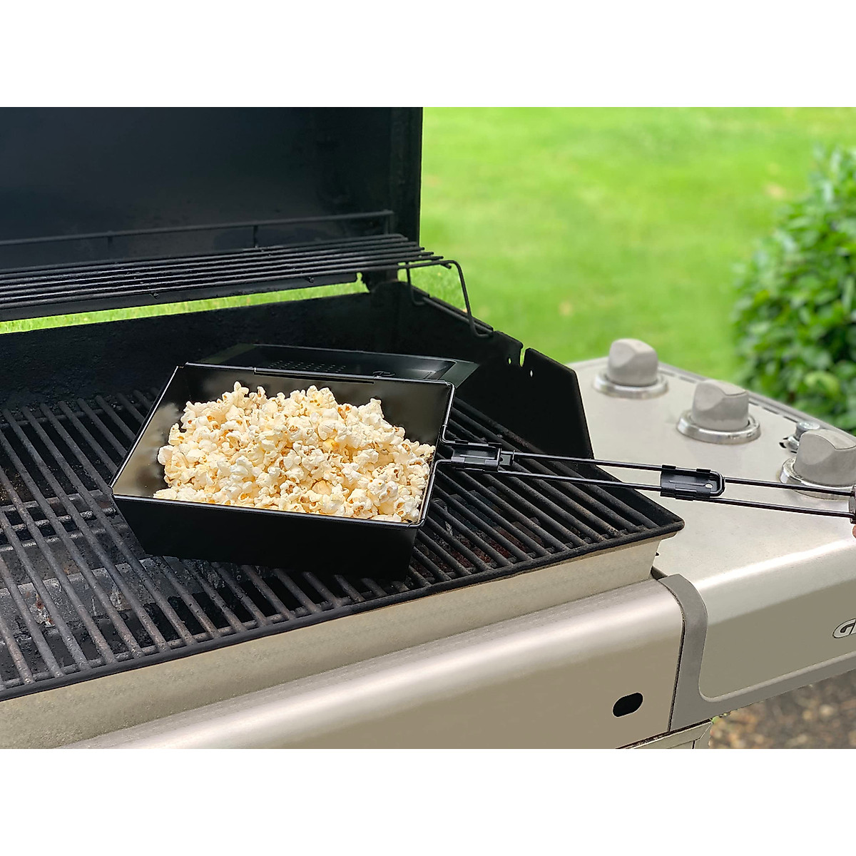 Outset Grill Pop, Non-Stick Popcorn Tray With Removable Handle