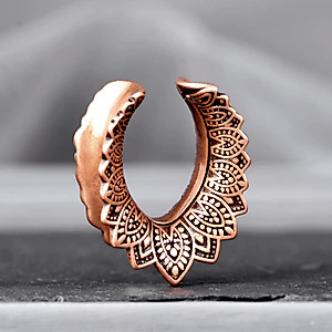 ERKUOO 2PCS Floral Open Saddle Ear Gauges Plugs Piercing Stretchers Brass Ear Tunnels Expander Hangers For Women Men Body Jewelry 1/2"(12mm)