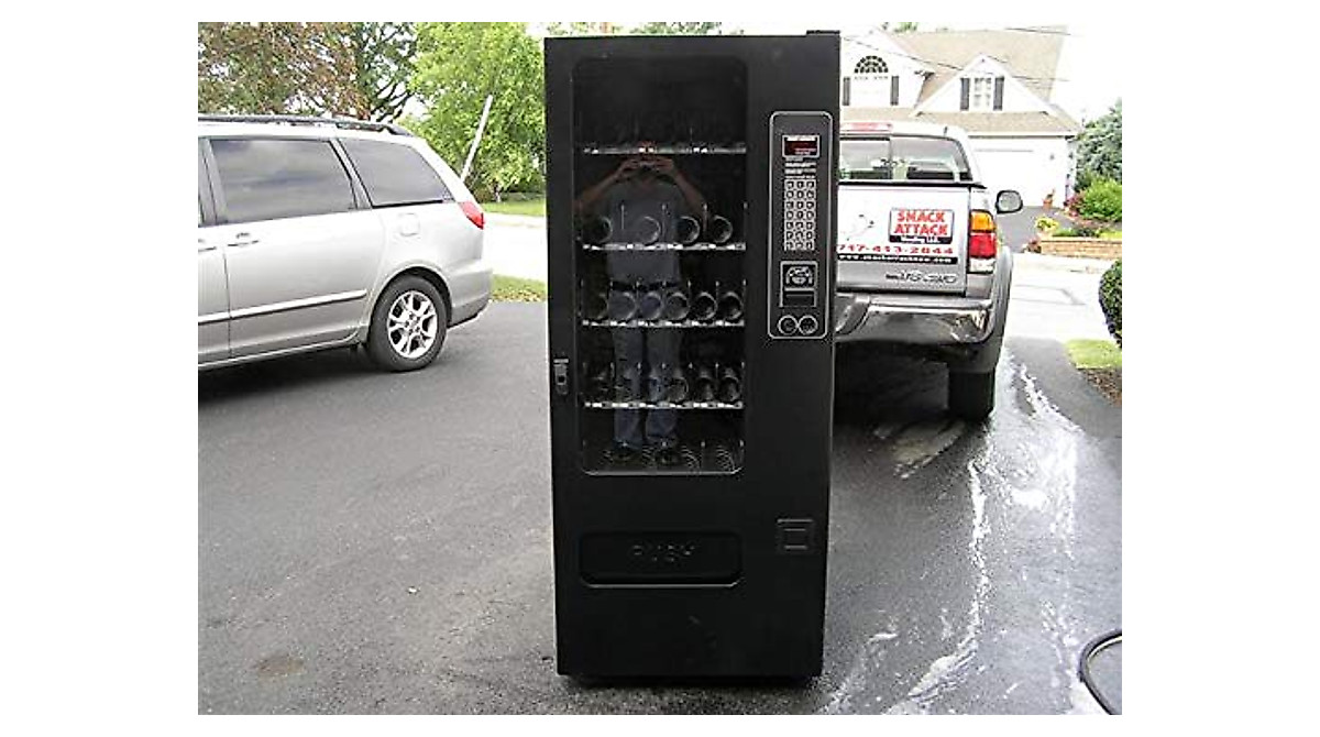 FSI Fawn USI Wittern Vend Motor V Mount for Snack Vending Machines