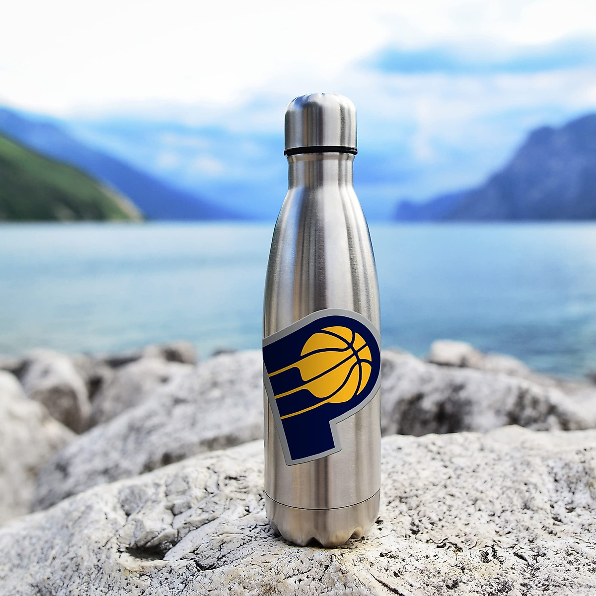 Rico Industries NFL Football Dallas Cowboys Short Sport Decal 3.75' x 4.75' Die Cut Team Logo Short Sport Decal