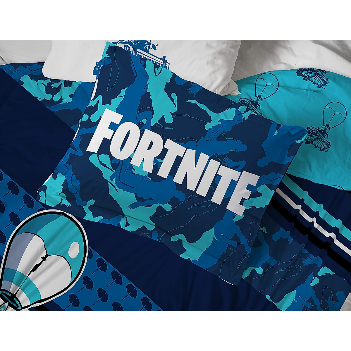Jay Franco Fortnite Battle Bus 9-Piece Full Bedding Bundle- Includes Bed Set, Throw Blanket, Dec Pillow Cover