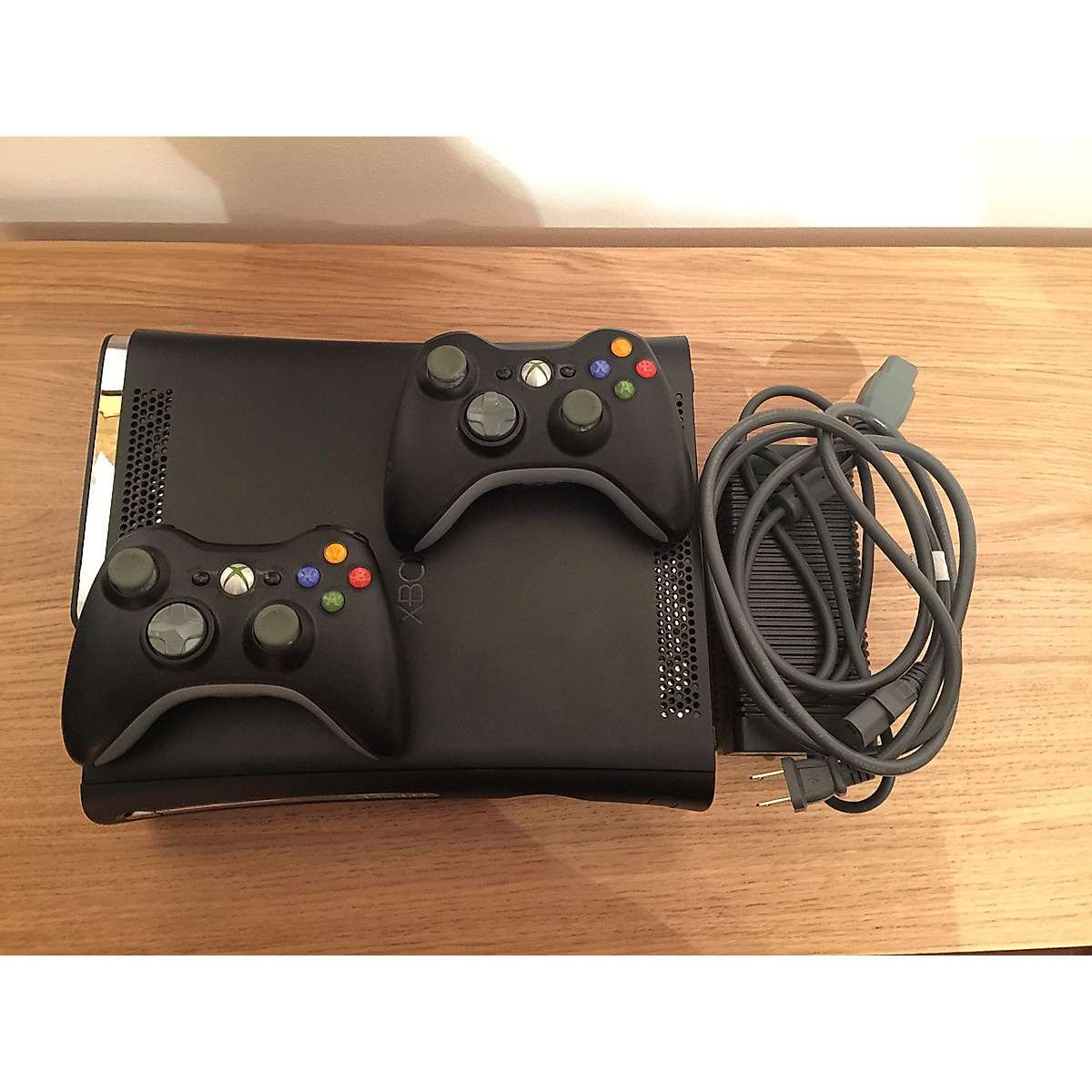 Microsoft Xbox 360 Elite 120GB Console Bundle