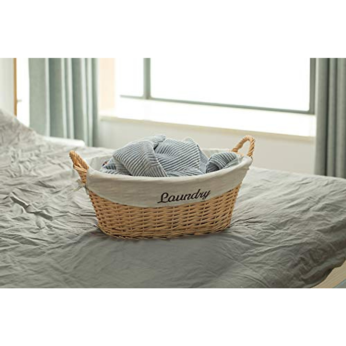 Vintiquewise Willow Laundry Hamper Basket with Liner and Side Handles