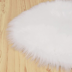 wxnzsl Faux Fur Rug 2x3 White Fluffy Shaggy Rug,Soft Faux Sheepskin Rug Furry Rug for Bedroom Living Room