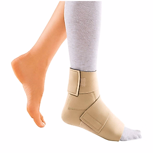 CircAid Juxtafit Premium Interlocking Closed Heel Ankle Foot Wrap with Adjustable Compression