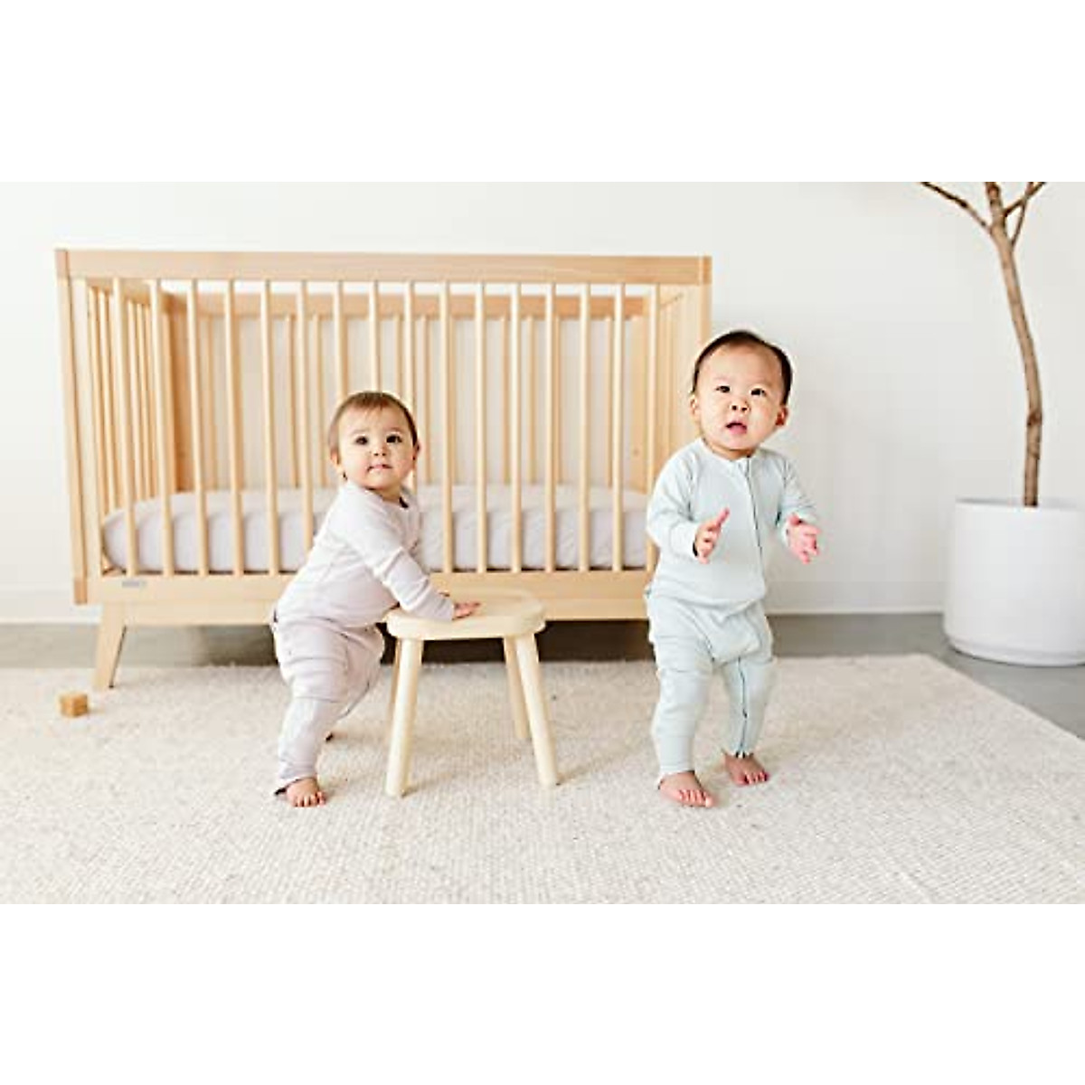 dadada Baby Soho 3-in-1 Convertible Crib – GREENGUARD Gold Certified, Made in Italy, Solid Beechwood – Adjustable Mattress Height, Modern Design 53.15 x 29.95 x 36.7 in 3 Colors (Natural)