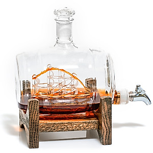 Bourbon Barrel Whiskey Decanter With Ship - 1000ml Liquor Dispenser - Sailing/Boating Gifts for Men and Women, Nautical Decor Retirement Gift (Tomoka Gold)
