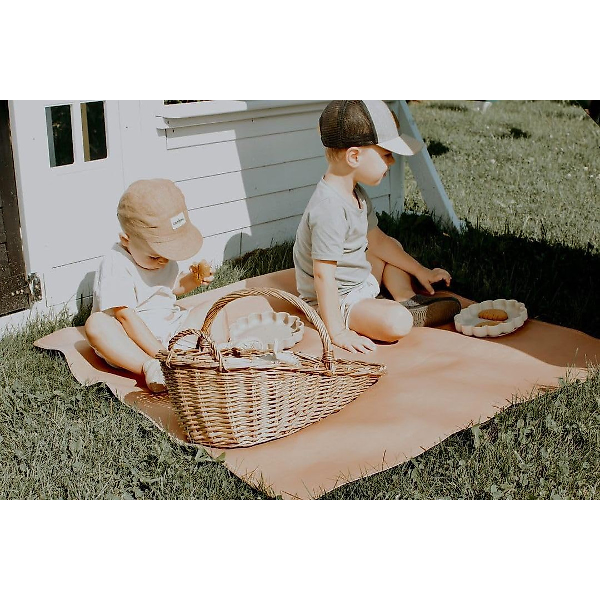 Uniklook Mat – 39”x39” Square | Luxurious, Faux-Leather Drop Cloth | Tummy Time, Picnic, Craft mat or Beach Blanket | Wipeable, Waterproof, Mat for Under High Chair Rug (Blanc, Terra, 39"x39")