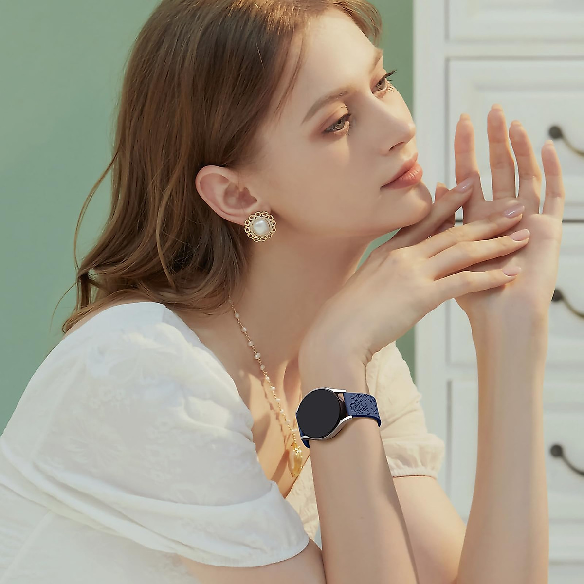 SNBLK Galaxy Watch 5 Band, 40mm-44mm, Soft Silicone, Flower Design, Navy Blue