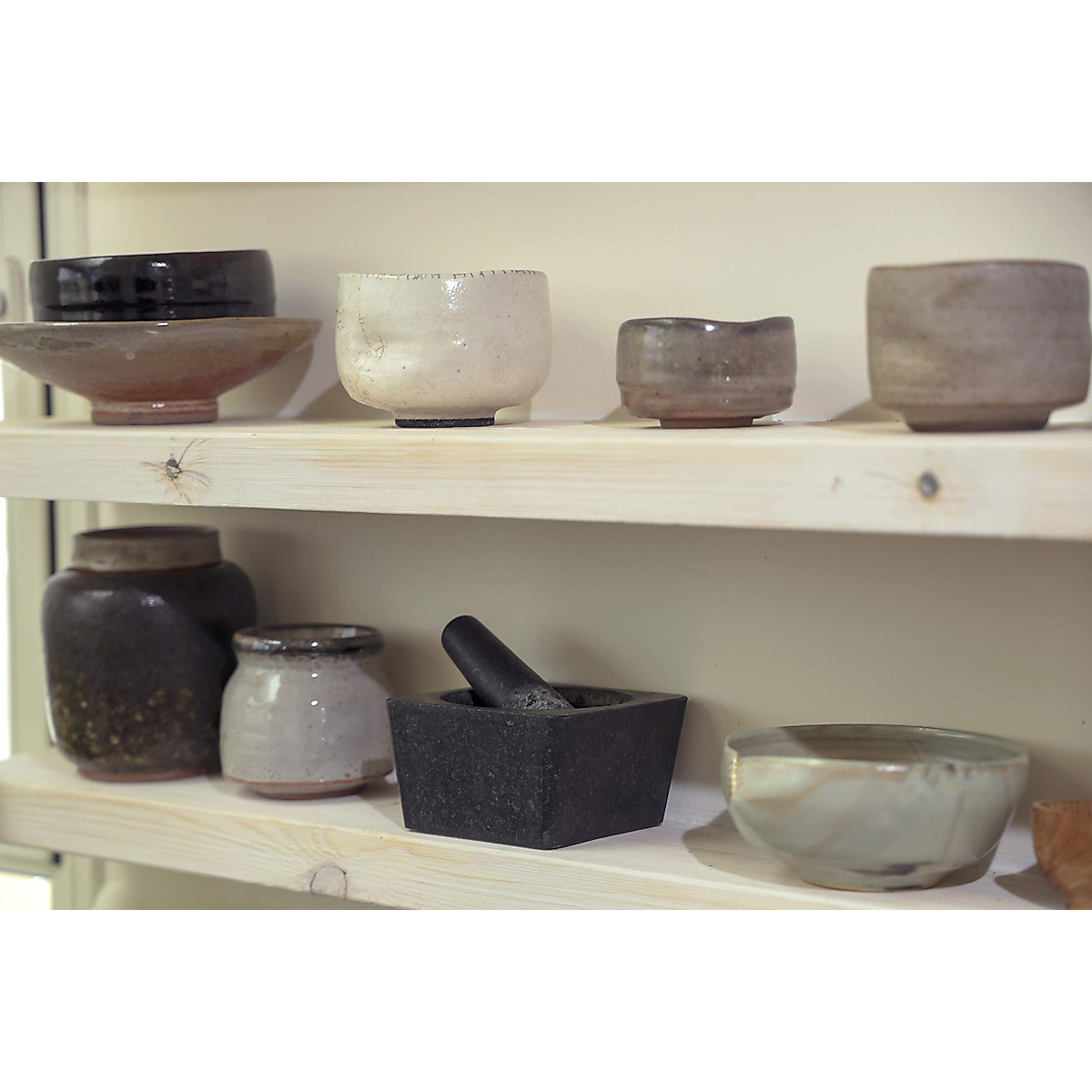 Large Mortar and Pestle Set with Garlic Peeler, Avocado Slicer and Spatula – Authentic Granite Stone Mexican Molcajetes Mortar and Pestle – Ideal for Grinding Spices and Herbs - Grinder - Crusher