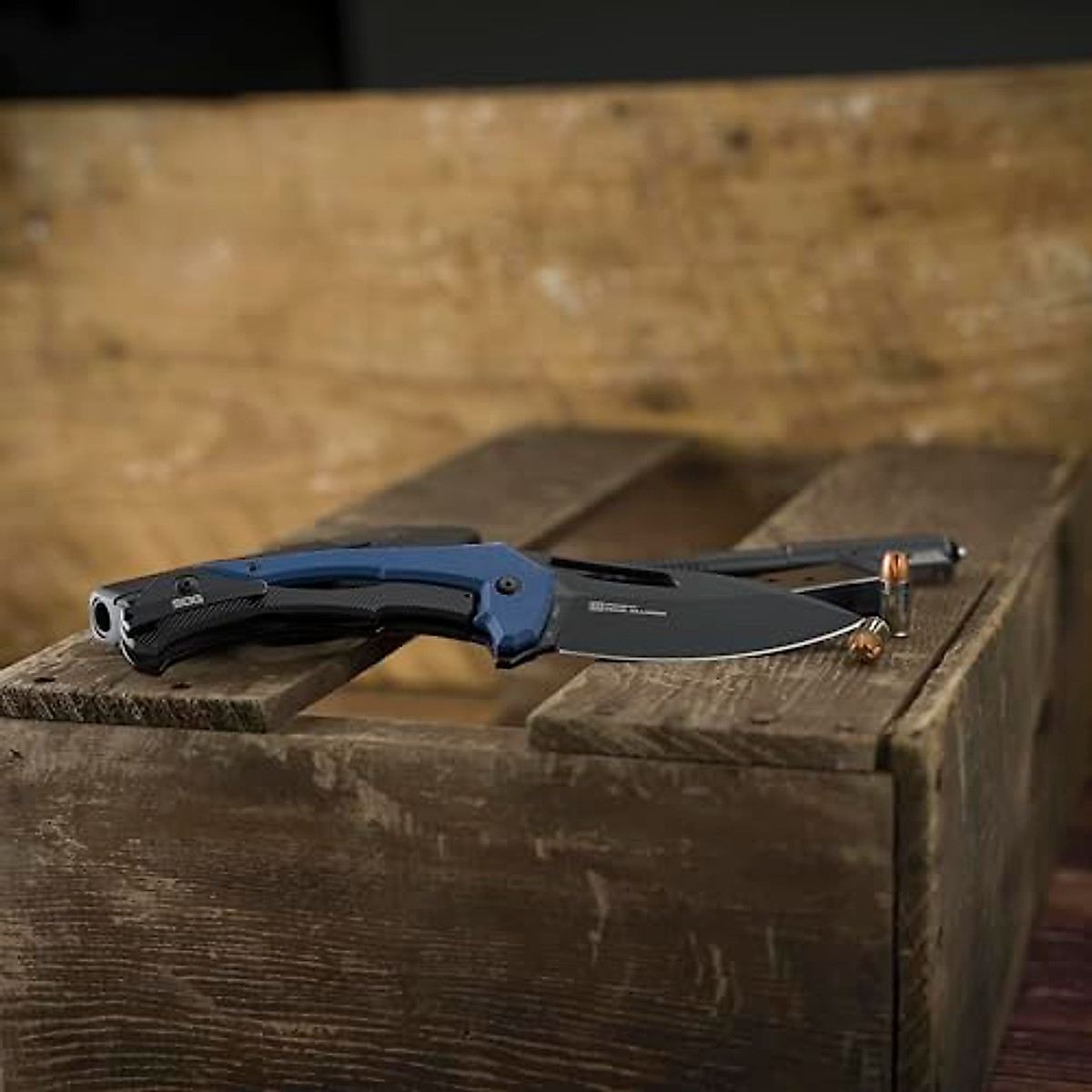 SOG BULWARK FL/BLUE + SATIN/PRESENTATION BOX