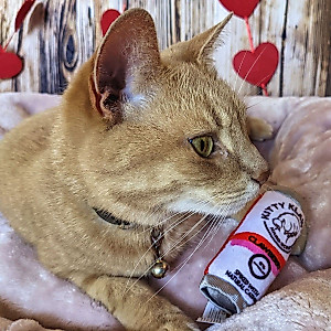 Huxley & Kent Cat Toy | Kitty Klaw Clawberry | Nappy Hour Strong Catnip Filled Cat Toy | Soft Plush Kitty Toy with Catnip and Crinkle | Kittybelles
