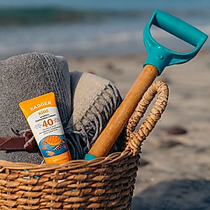 Badger Kids Sunscreen Cream SPF 40, Organic Mineral Sunscreen Kids Face & Body with Zinc Oxide, Reef Friendly, Broad Spectrum, Water Resistant, 2.9 fl oz (2 Pack)