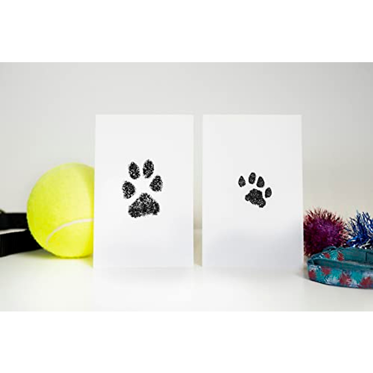 Pearhead Small Pet Paw Print Clean-Touch Ink Pad and Imprint Cards, for Small Sized Cats or Dogs, Pet Owner Gifts, DIY Keepsake Pawprint Maker, Black