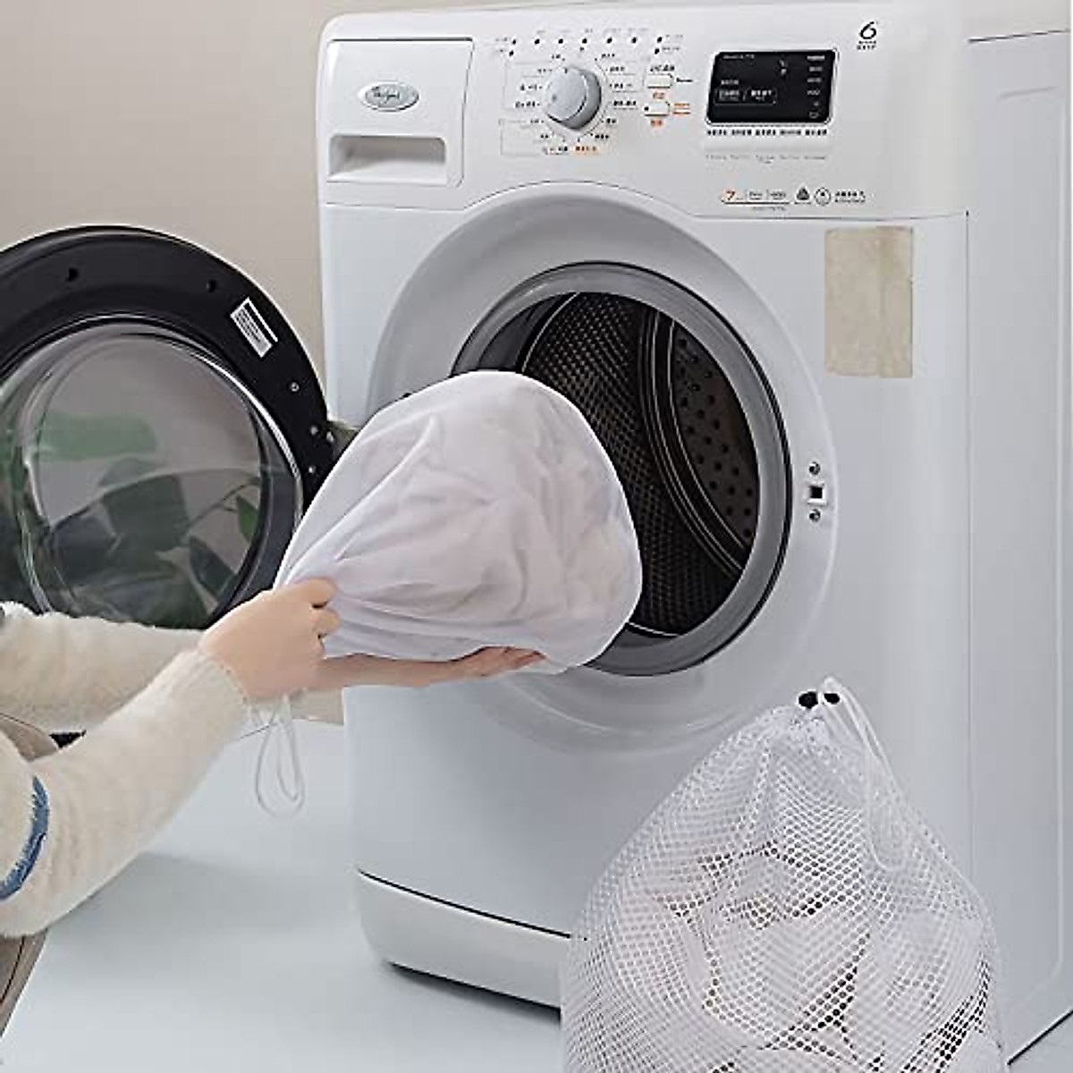 ACTTGGJ Set of 4 Heavy Duty Large ＆ Small Mesh Laundry Bags with Drawstring Mesh Wash Bags for Laundry，Durable Delicates Travel Organizer Bag for Washing Machine，Baby Washer Bag，Socks Bag (Coarse Mesh)