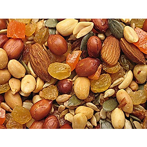 Yupik Sierra Trail Mix, 2.2 lb, A mix of almonds, peanuts, almonds, pumpkin seeds, sunflower seeds, raisins, papaya and pineapple, Pack of 1