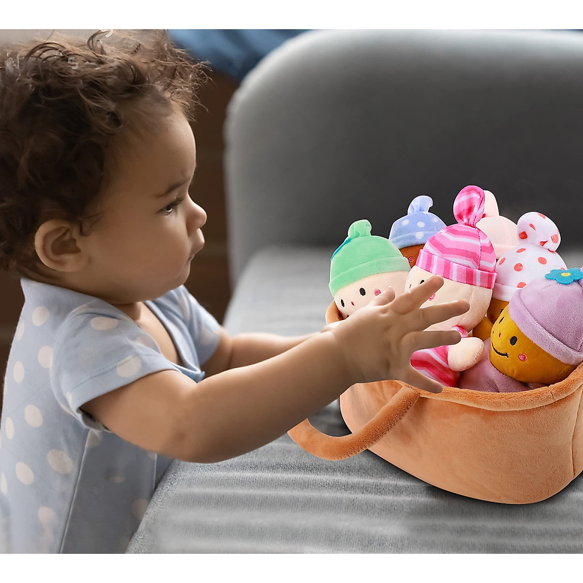 Qpewep Basket Plush Baby Dolls Soft Multicultural Sensory Babies Toy Set 6 Piece Interchangeable Clothes Stuffed Plush Figures for All Ages Gift