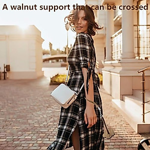 Wrist Yarn Holder, Crochet Yarn Holder Yarn Ball Holder, Portable Yarn Holder with Wrist Strap, Wooden Yarn Organizer Yarn Holder Hanger for Crocheting, Yarn Dispenser Sewing DIY Knitting Supplies