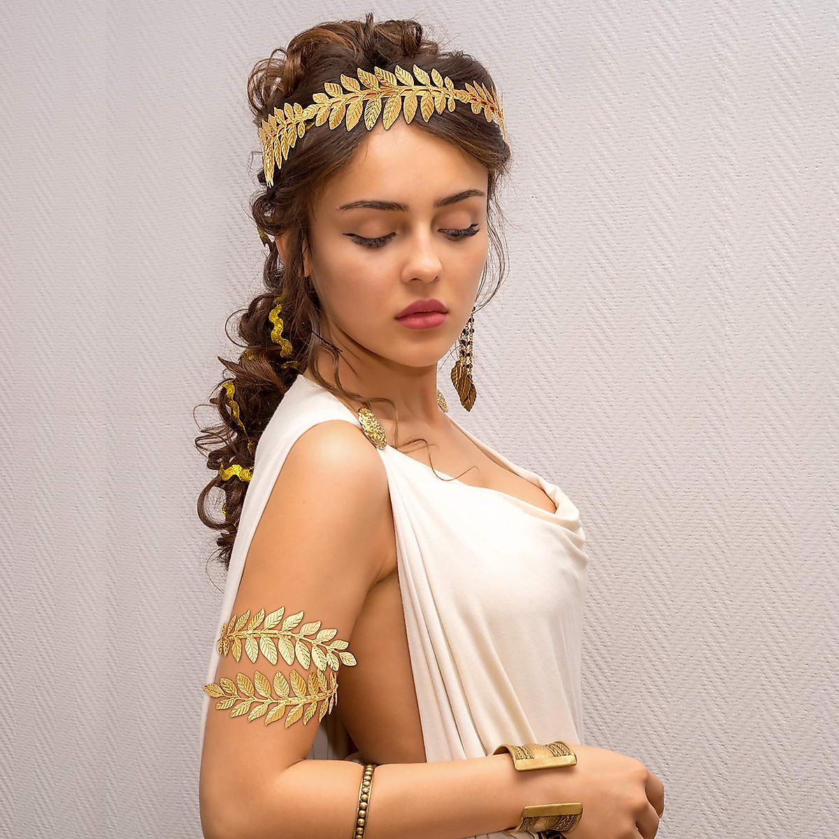 WILLBOND 15 Pieces Greek Goddess Costume Accessories Women Toga Golden Leaves Bridal Crown Headband Bracelet Pearl Earrings and Hair Pins (Classic Style)