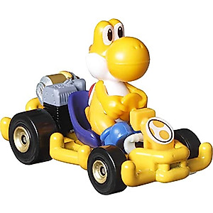 Hot Wheels Mario Kart Vehicle 4-Pack, Set of 4 Fan-Favorite Characters Includes 1 Exclusive Model, Collectible Gift for Kids & Fans Ages 3 Years Old & Up