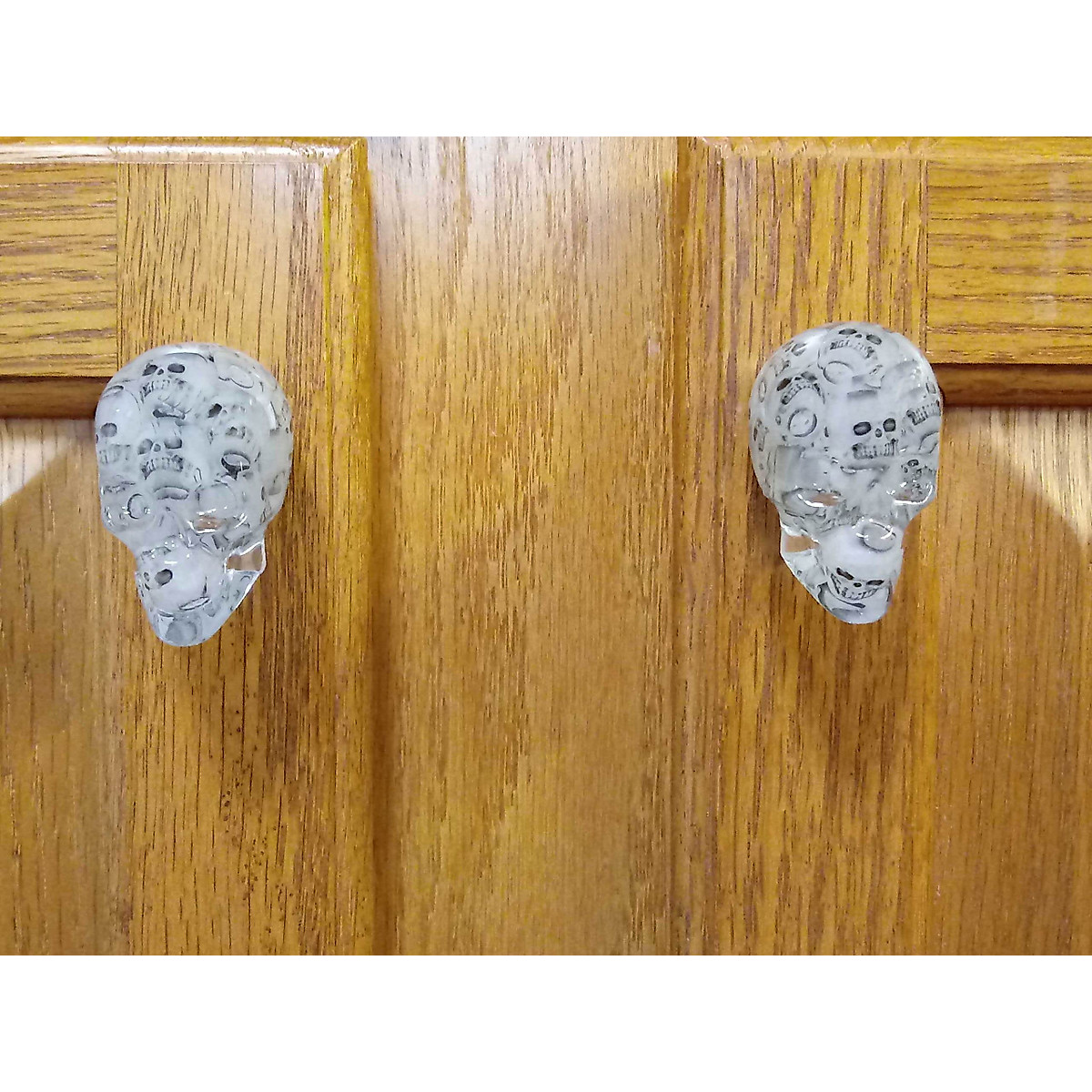 Glow in the Dark Skull Cabinet Knobs Gothic Halloween Metal Rock Witchy Handles Drawer Occult Grunge Skeleton Spooky Pirate Halloween Pulls