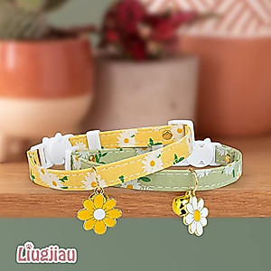 2 Pack Cotton Breakaway Cat Collar with Bell,Yellow&Green Flowers Pendant Cute Cat Collar Kitten Collar,Ideal for Girl Cats Boy Cats