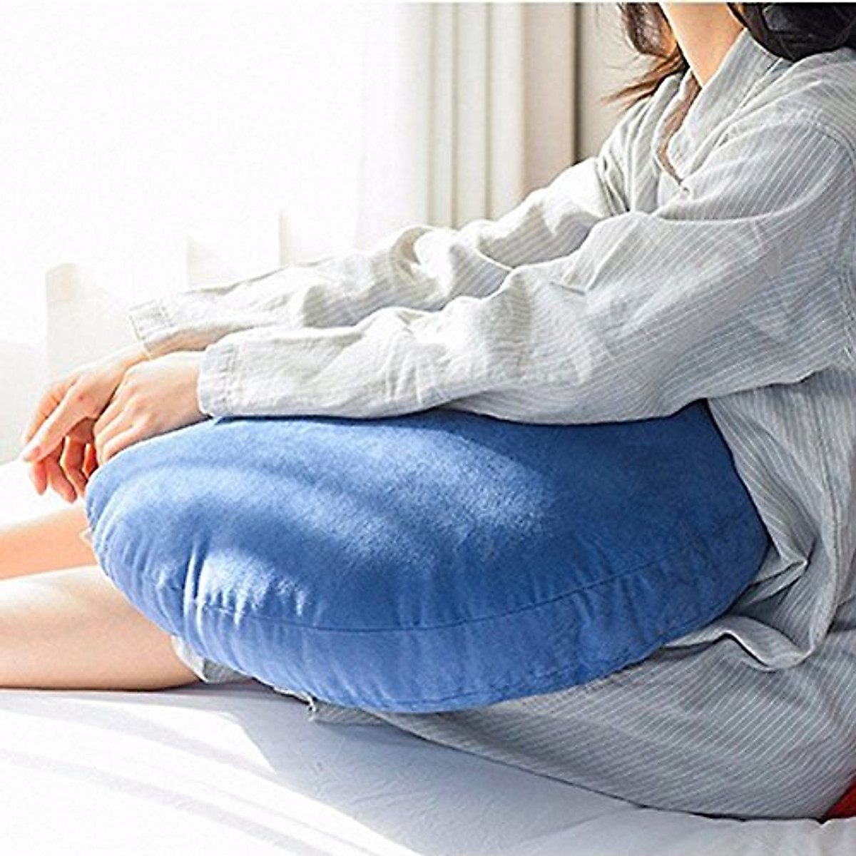Hodeco Round Throw Pillow 16x16 Down-Like Polyester Super Soft Ultra Fluffy Feather-Like Touch Round Cushion for Couch Decorative Circle Round Floor Pillow for Kids Bed Sofa, 1 Piece, Navy Blue