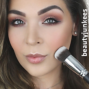 Mineral Powder Foundation Makeup Brush: Round Top Kabuki, Soft Dense Synthetic Bristles for Applying Loose Compact Pressed Translucent Minerals, Setting, Finishing, Buffing Liquid, Cream, Cruelty Free