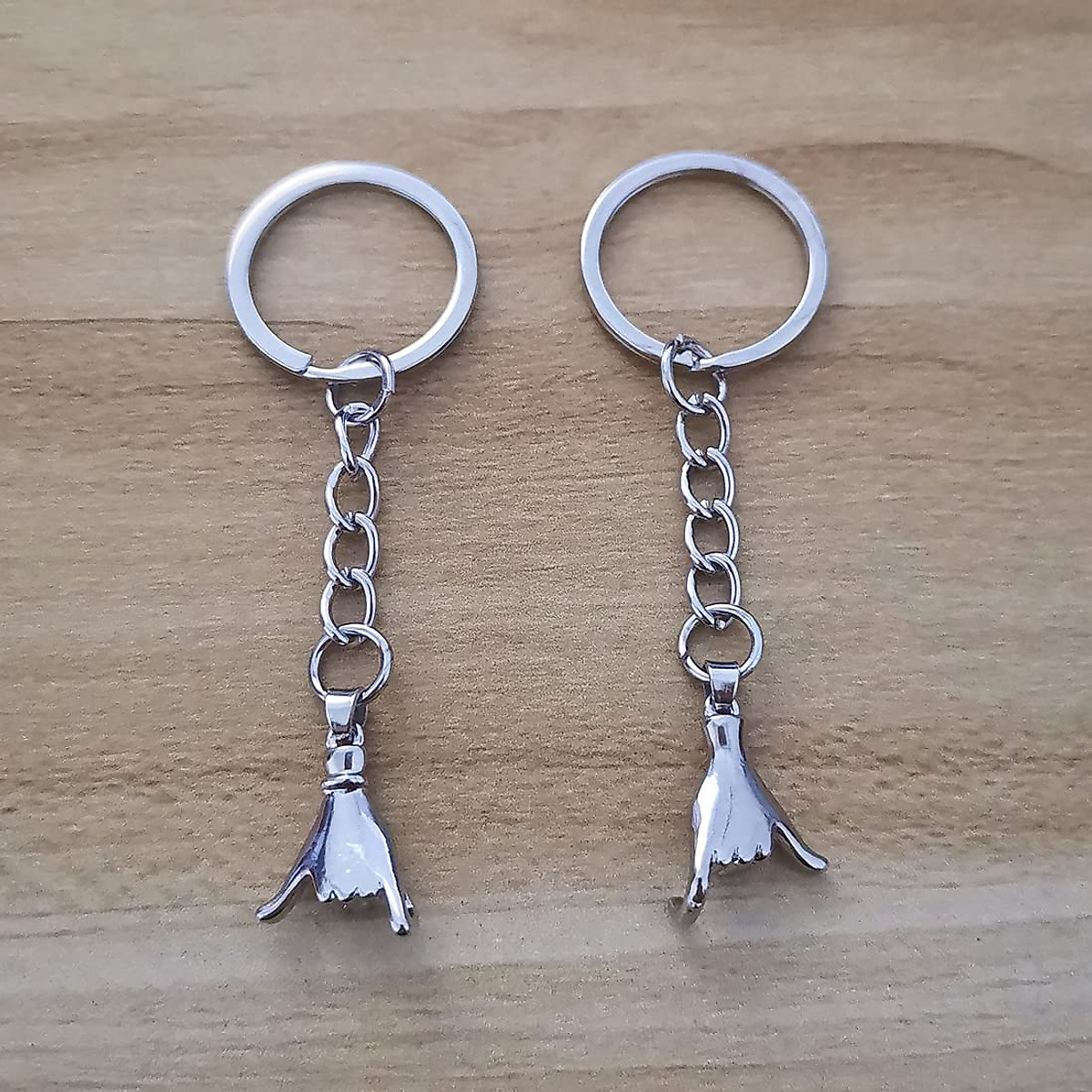 Meimimix 2Pcs Pinky Promise Keychain for Couple Matching BFF Best Friend Girlfriend Boyfriend Love Family Birthday Valentines Day Jewellery (Silver)