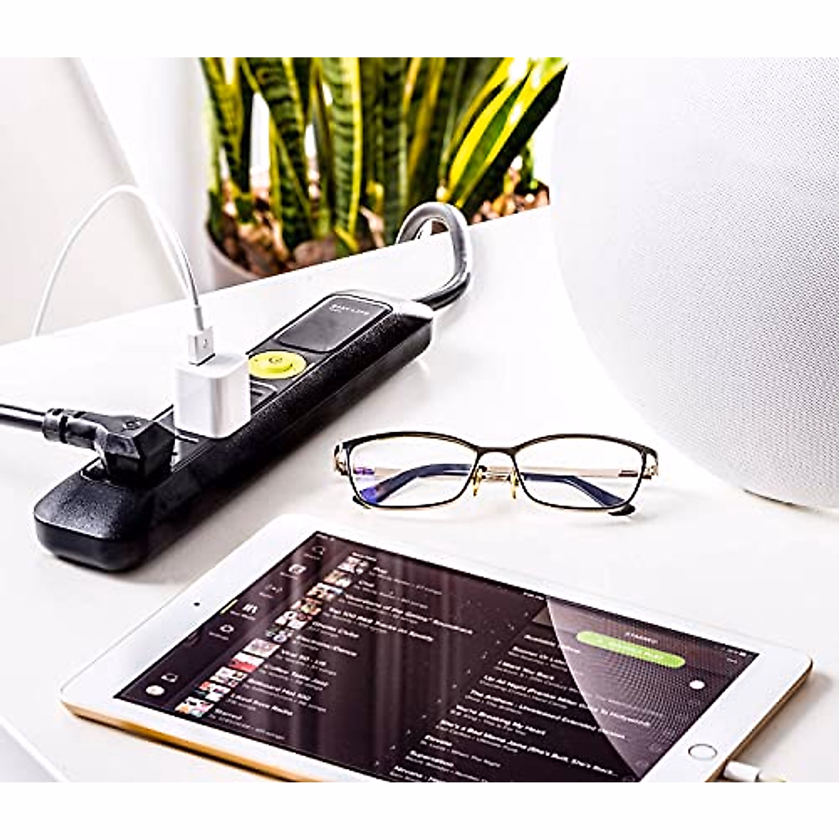 Power Strip Surge Protector with 4 Outlets Heavy Duty 6 ft Extension Cord for Home and Office by Easylife Tech, Black