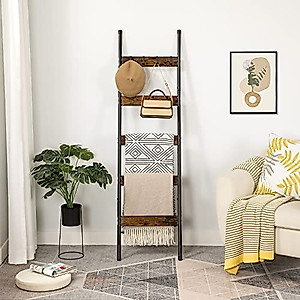 HOOBRO Blanket Ladder, 5-Tier Towel Rack with Hooks, Wall-Leaning Blanket Rack, Decorative Display Ladder Shelf, Scarves, Industrial, Living Room, Bedroom, Rustic Brown and Black BF52CJ01