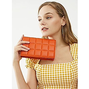 YIKOEE Quilted Chain Mini Shoulder Purse for Women (Orange)