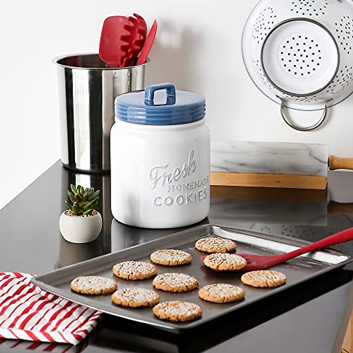 DII Kitchen Accessories Collection Ceramics, Cookie Jar, Blue