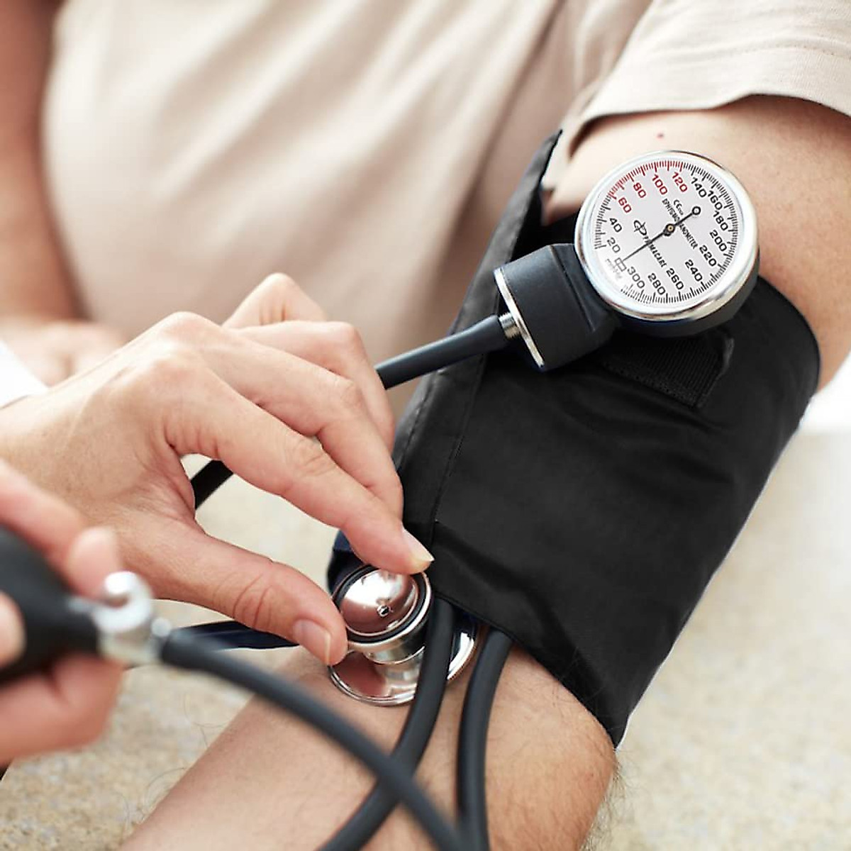 NOVAMEDIC Professional Black Adult Size Blood Pressure Machine, 8.7”-16.5", Aneroid Sphygmomanometer Medical Supplies, Manual Emergency BP Monitor for High Blood Pressure with Carrying Case