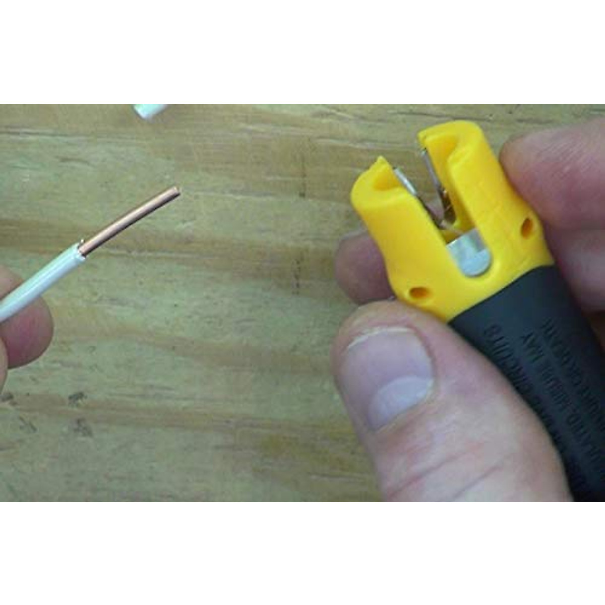 IDEAL Electrical 45-025 Lil’ Ripper Stripper – Wire Stripper w/ Slitting Blade, V-Notch, Flat Blade Clip