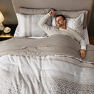 Bedsure Full Bedding Set - 7 Pieces Hotel Style Gold Full Bed in a Bag Comforter Set with Sheets, Soft Textured Full Bedding Comforter Set, Luxurious Bedding Set