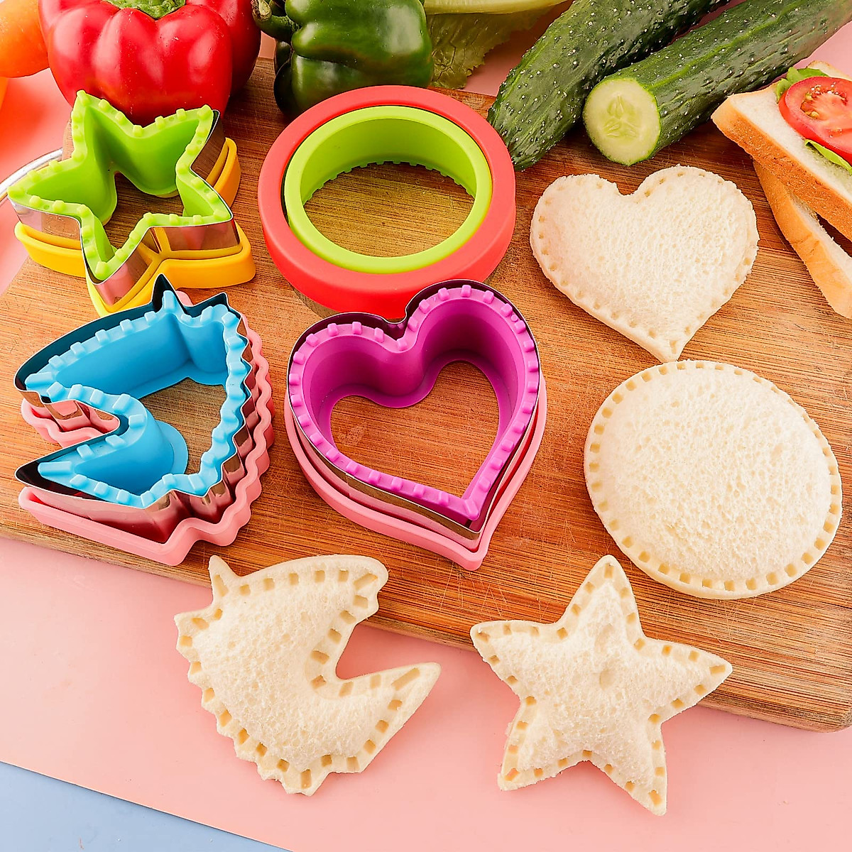 Sandwich Cutter and Sealer for Kids 4pcs Large Bread Decruster Sandwiches Cruster Maker Vegetable Fruit Cookies Food Cutter Shapes Set for Boys Girls Lunch Bento Box Unicorn Star Heart Round
