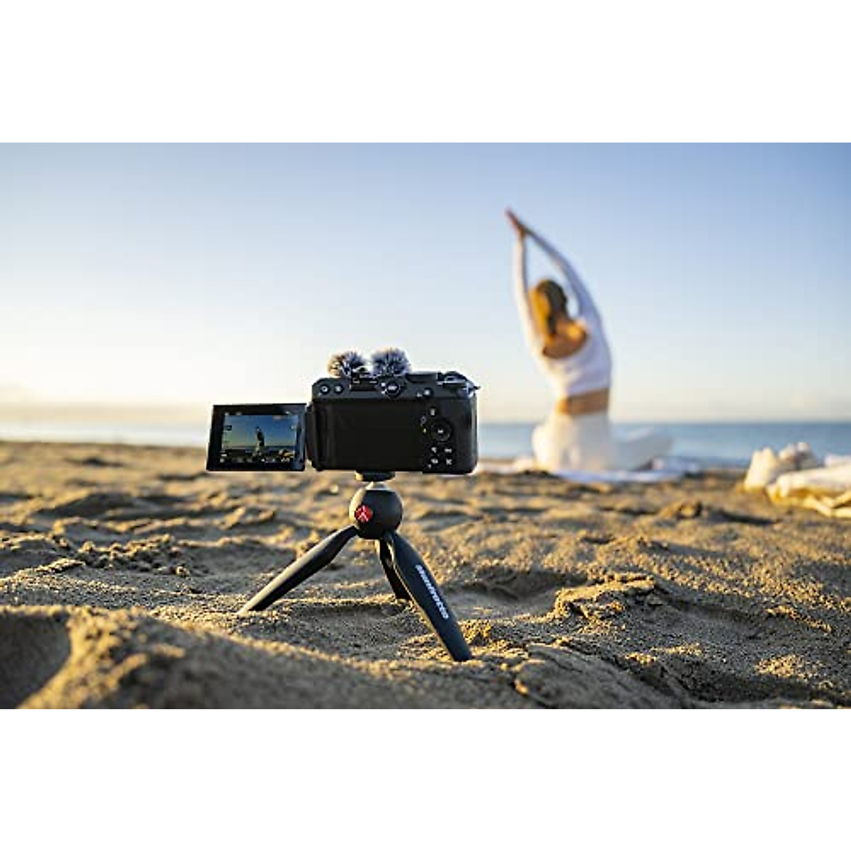 Nikon Z 30 w/NIKKOR Z DX 16-50mm Lens Vlogger Kit (International Model) (Renewed)