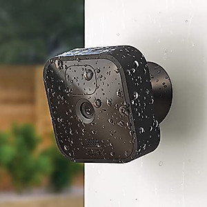 Blink Video Doorbell, Floodlight Mount, and Solar Panel Charging Mount with Outdoor and Indoor cameras – wireless, HD security cameras with two-year battery life, motion detection, with Sync Module 2