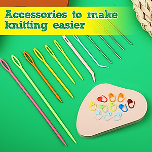 LUNARM 3 * 100g Chenille Yarn, Yarn for Crocheting Knitting with Big Eye Needles, Handcrafts Weaving Soft Chenille Yarn for Making Blankets, Clothes, Pattern Knitting Creations (Brown)