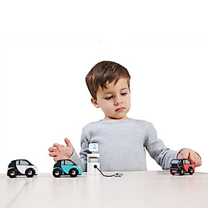 Tender Leaf Toys - Smart Car Set - 3 Pretend Electric Wooden Smart Cars with Charging Unit - Open-Ended Play Toy, Explore Role-Play and Imagination, for Boys and Girls Age 18m+