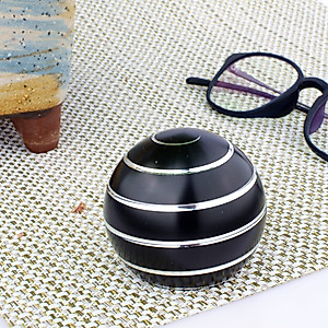 Kinetic Desk Toys， Full Body Optical Illusion Spinner Ball， Large Longer Time Spinning Top, Ideal for Parties, Holidays, classrooms or for use as Office Toys-with Storage Bag