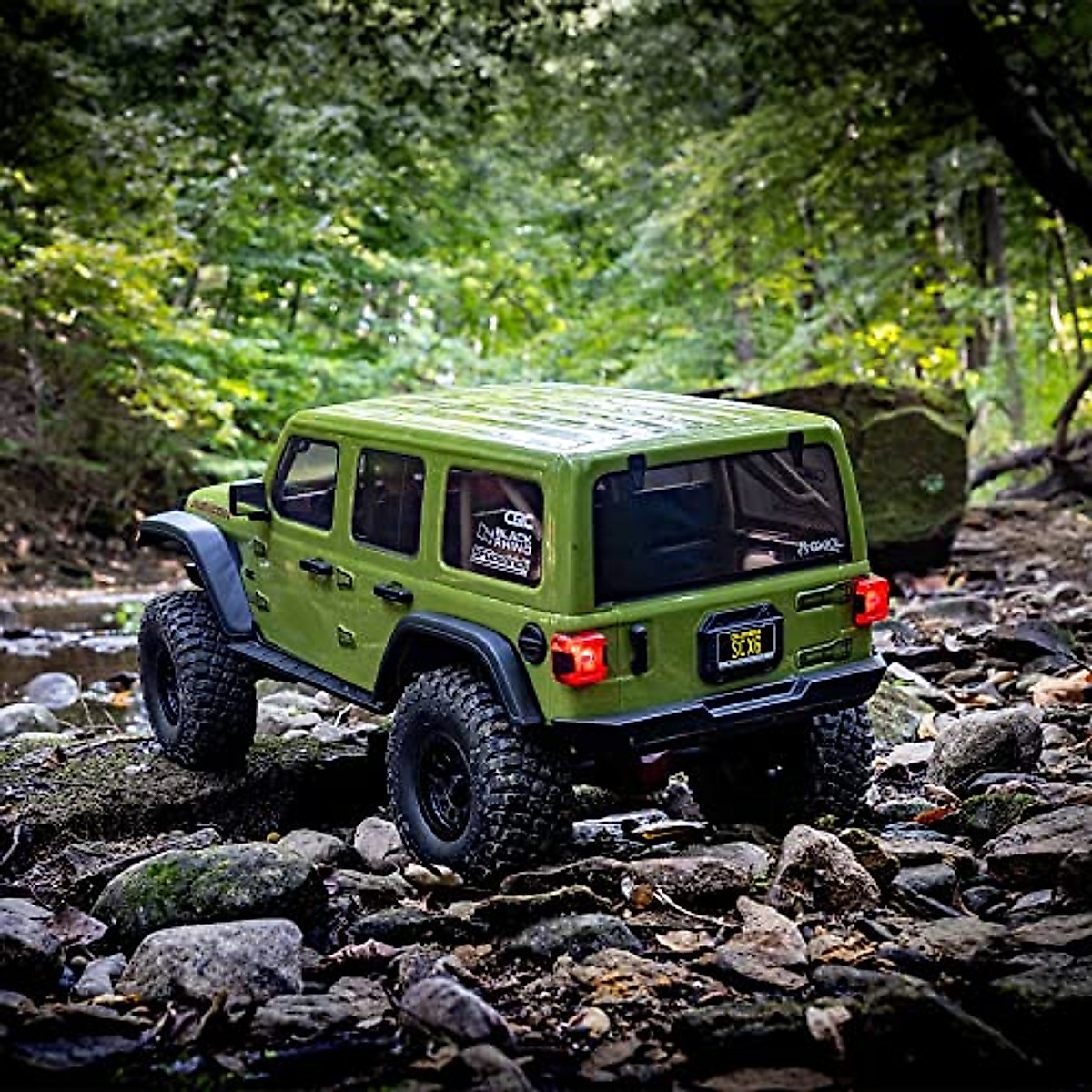 Axial RC Truck 1/6 SCX6 Jeep JLU Wrangler 4WD Rock Crawler RTR (Batteries and Charger Not Included): Green, AXI05000T1